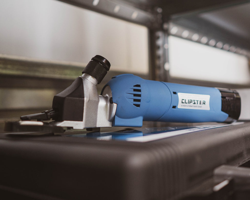 Clipster Clippers + free blade – Country Farm Supplies UK